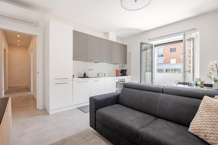 Chic 2 Camere, 2 Bagni, Centro Latina - Patio - 拉丁納