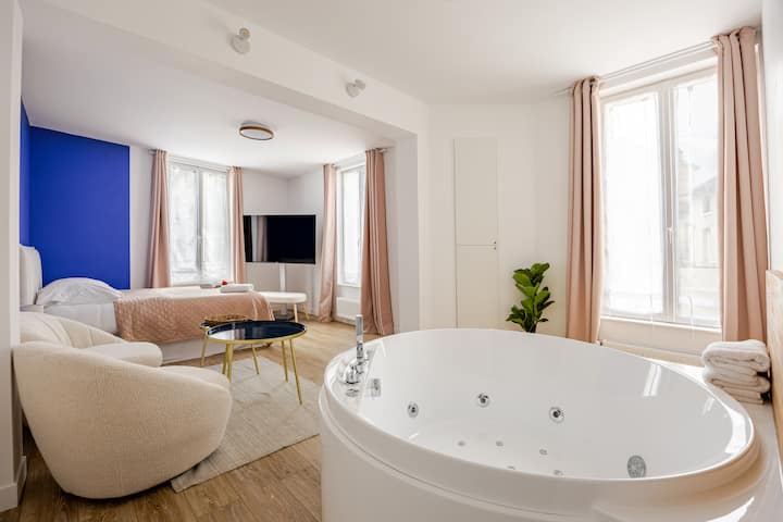 P20 Clim Jacuzzi Proche Centre - Nancy
