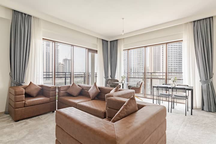 Luxury Beach View|cozy Apartment |Family Friendly - ドバイ