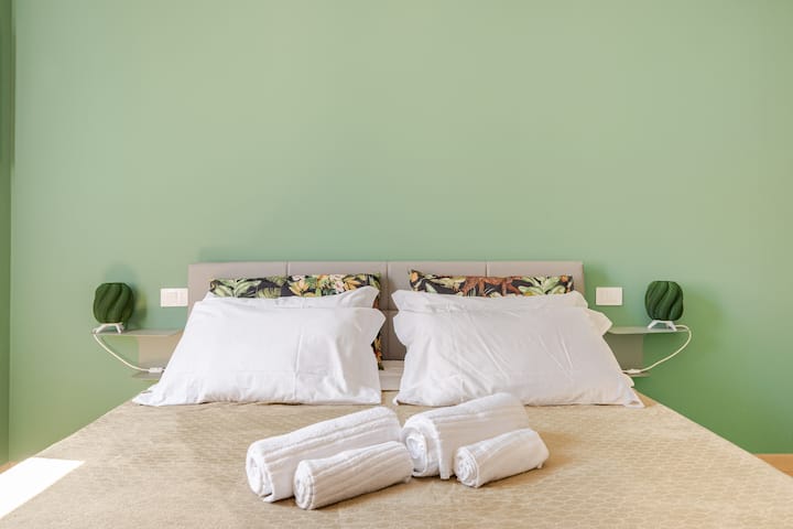 Green Lux | 2 Ch, Ztl, Parking, Clim & Wifi - Modena, Italy