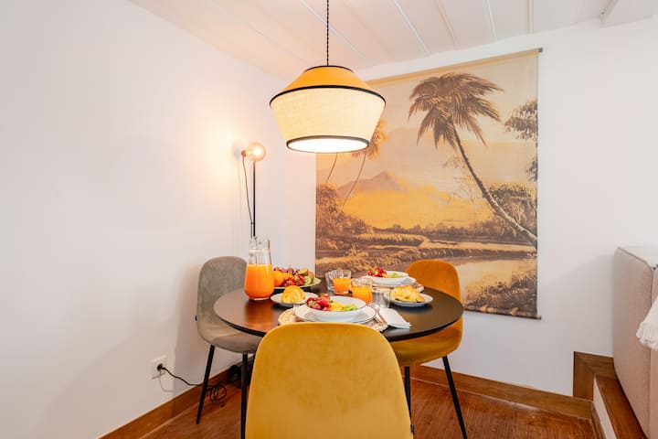 Trendy Duplex In The Heart Of Historic Old Town - Alfama