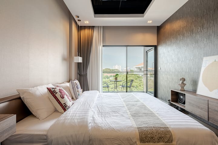 모다 콘도 님만 609 - 수퍼 디럭스 1베드룸, 수텝산 전망, 마야 쇼핑몰 도보 2분 - Chiang Mai