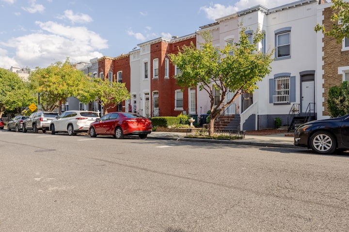 Historic Downtown District House - Washington D. C., DC
