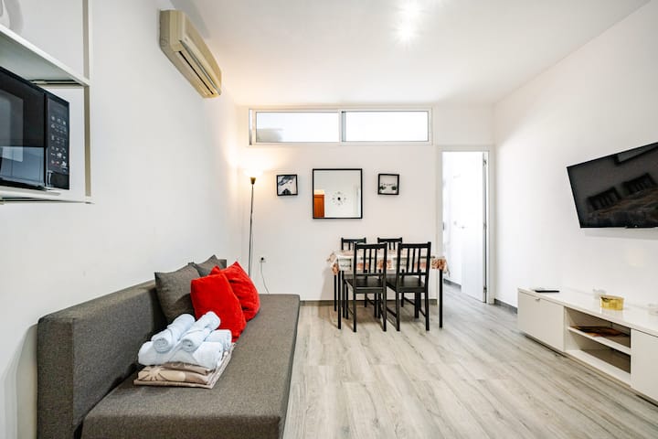 Modern 1br In Central Torremolinos – Walk To Beach - Torremolinos