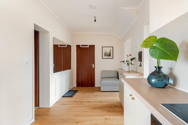 Helle 3-zimmer-wohnung Für Familien & Freunde - Düsseldorf