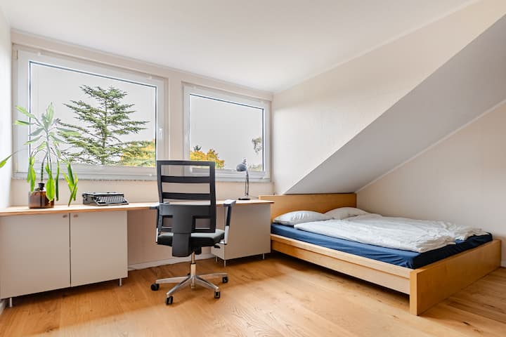 Helle 3-zimmer-wohnung Für Freunde & Familien - Düsseldorf