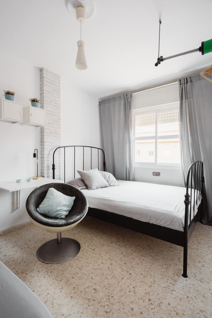 Private (3 P.) Room Kitesurf House + Kite Guide - Tarifa