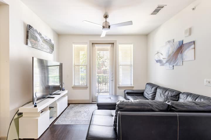Your Home Away From Home. - Farmers Branch, TX