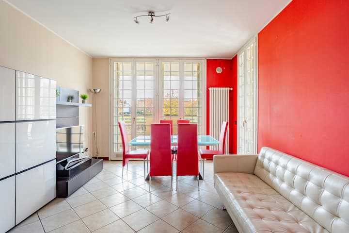 • Forum 2 Min/parcheggio Wifi • - Assago