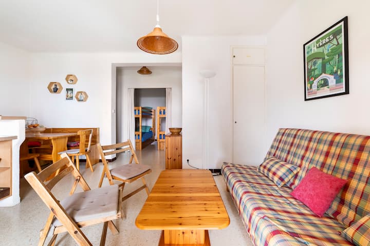 Studio Giens Avec Piscine Et Tennis - Hyères