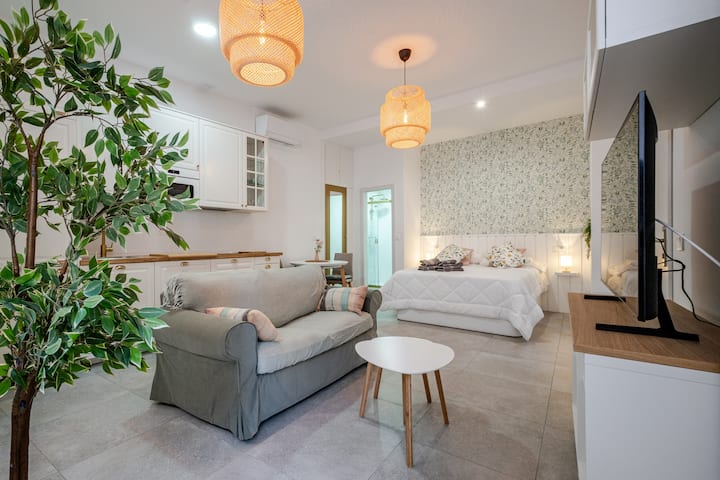 Homelike Trinidad Estudio - Malaga