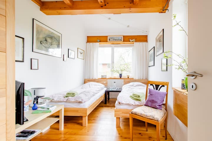 Idyllische Lage Und Schnell Im Zentrum - Düsseldorf