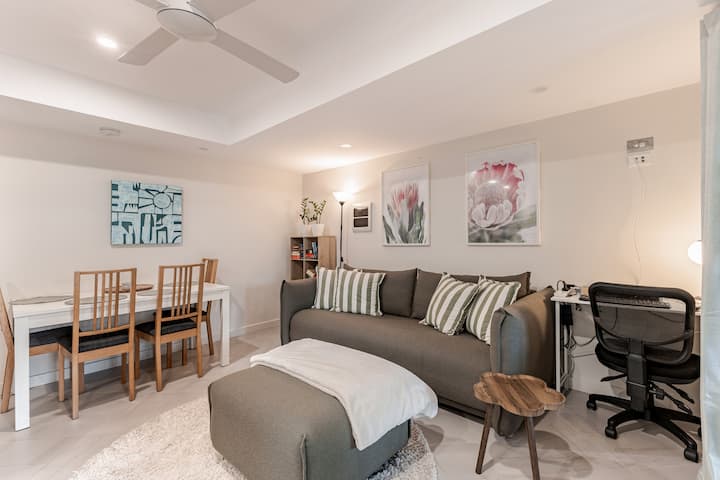 1 Bdrm Guesthouse In Chirn Park - Gold Coast