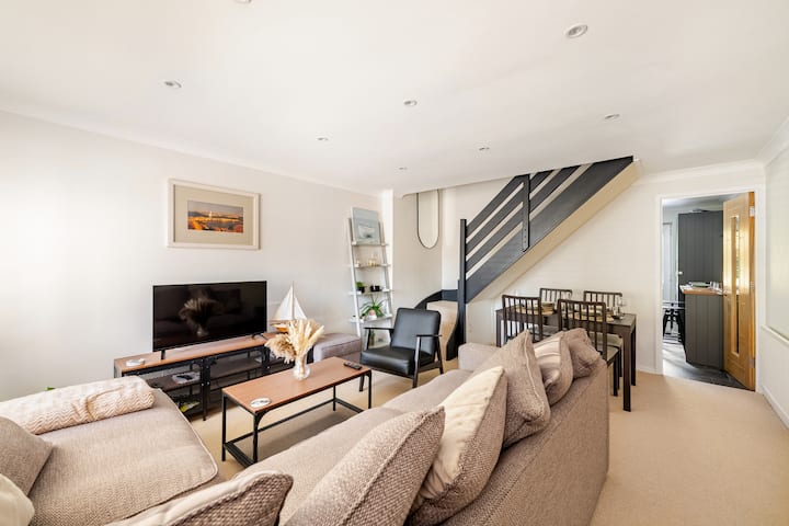 Modern Coastal Cottage|hottub|parking|pets Welcome - Beaulieu