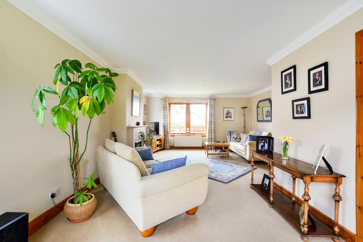 Attractive Room In Comfortable House In Perthshire - Auchterarder