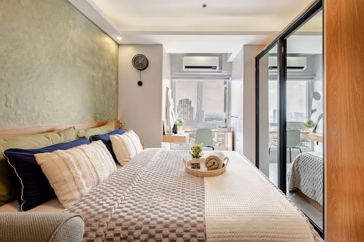 Tomas Morato Suites
Disney+ Netflix Queen Bed - 昆頌市