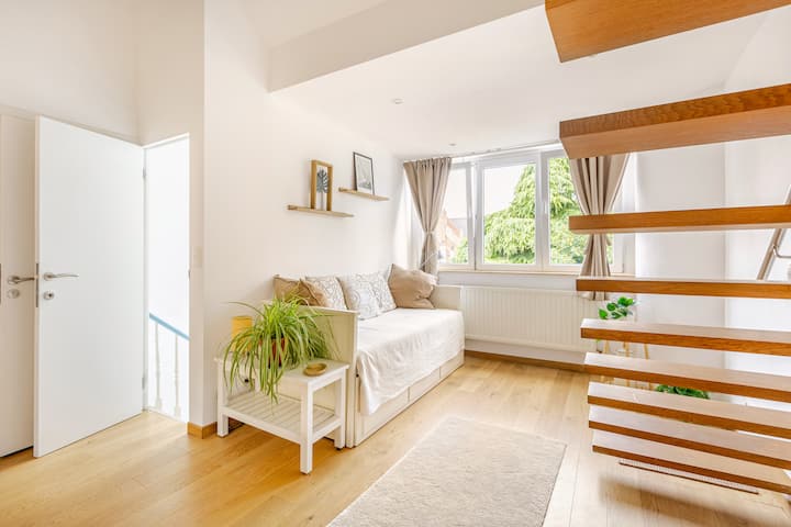 Maison Du Cinquantenaire – Le Loft Du Jubilé - Etterbeek