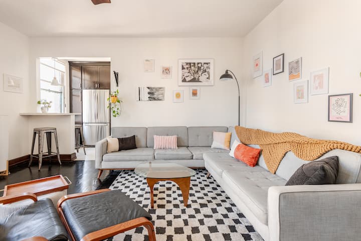 City Views Condo | Walk To Ocean, Dining & Events - Long Beach, CA