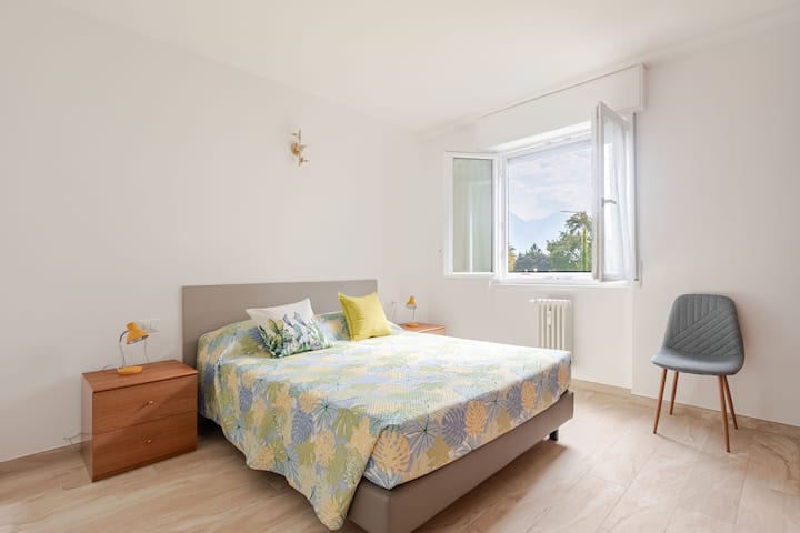 Petite Lilly, Close To Downtown. - Arco