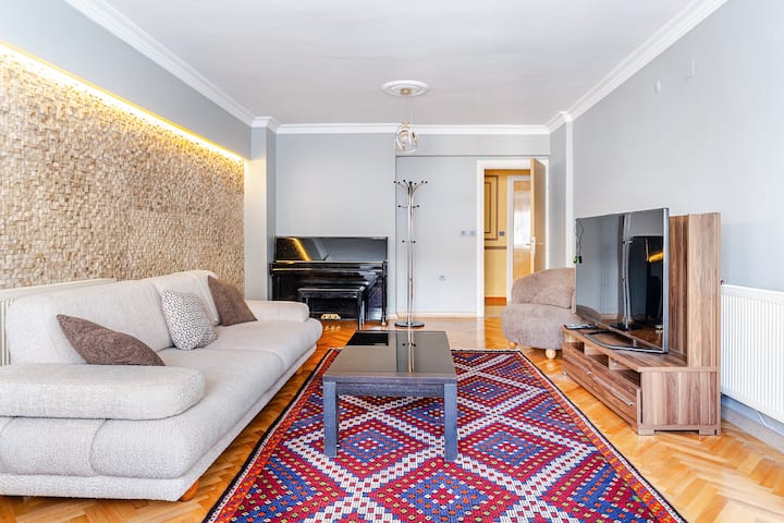 Apartment Surrounded By Malls - Izmir