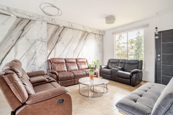 Almendros Private Home | Seguridad 24/7 | Wifi - Santo Domingo