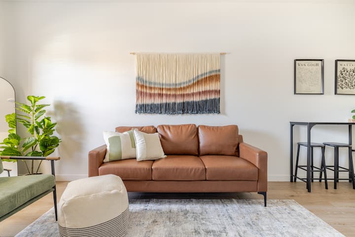 Cozy And Stylish Private Attached Guesthouse - Buckeye, AZ