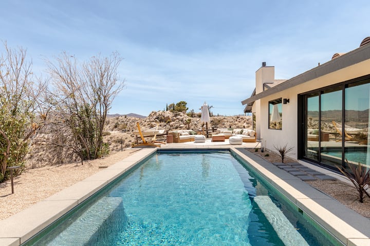 *Brand New* Yucca Valley Haven W Heated Pool & Spa - Yucca Valley, CA