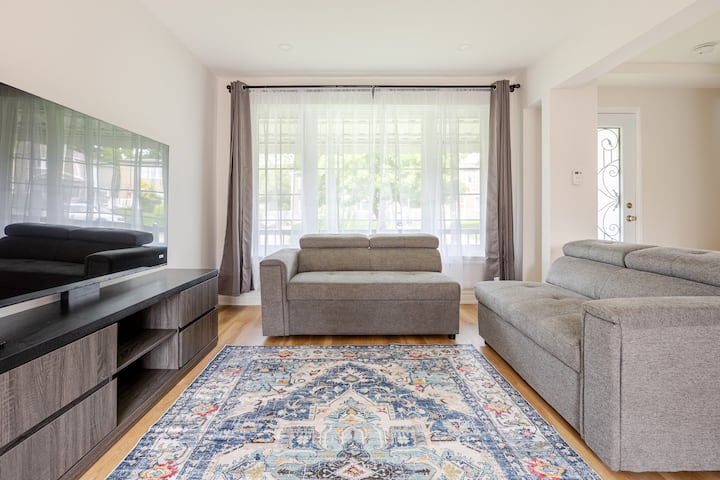 3 Br Modern Newly Renovated Toronto Home - Toronto