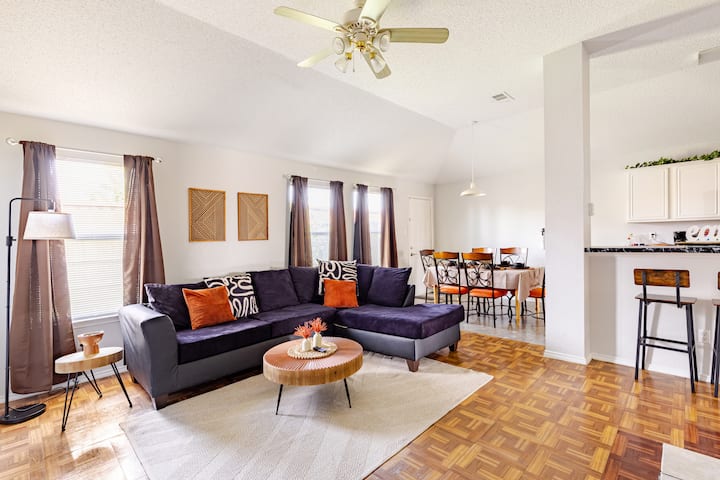 Cozy Spacious Home | Large Groups | Ps5, Gameroom - Mansfield, TX