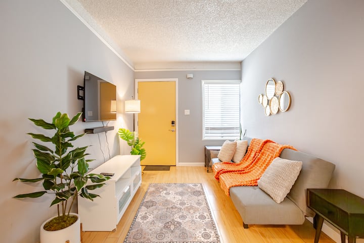 Cozy Corner Casa Dtla - 3 Bed 1 Bath - Florence Avenue – Los Angeles