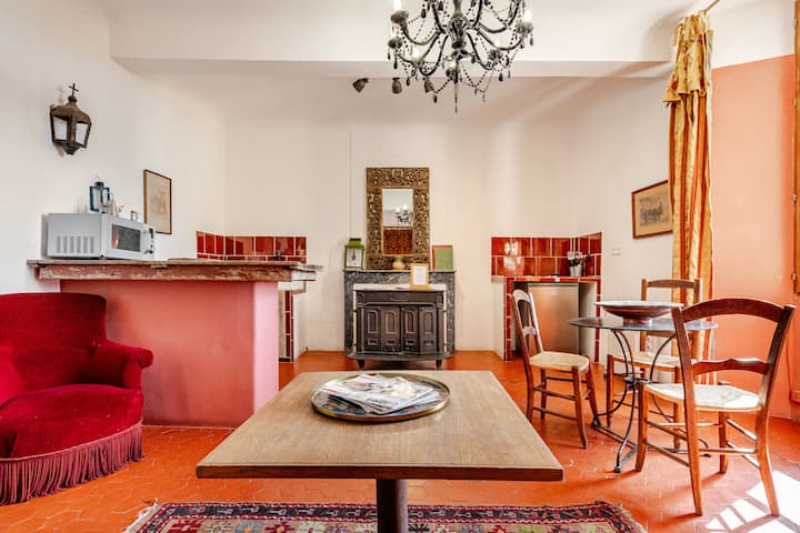 Montesquieu A L'hotel Particulier Des Lumieres - Les Salles-sur-Verdon