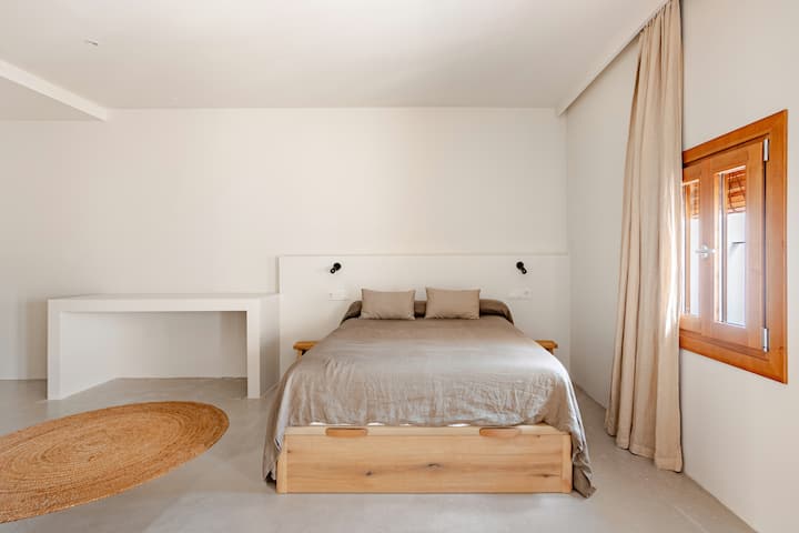 Apartamento Con Terraza Al Lado Del Mar En Altea. - Altea