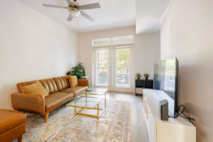 Stylish Atlanta Studio - Atlanta, GA
