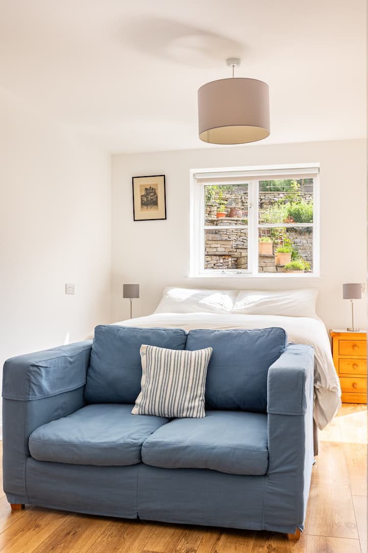 The Annexe. - Nailsworth