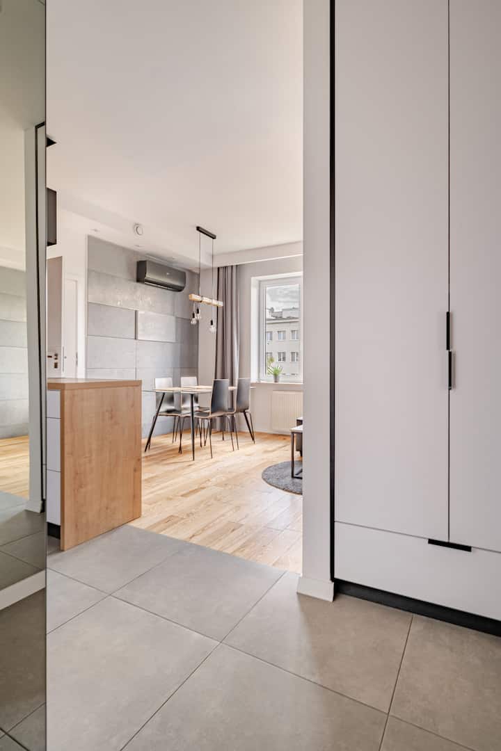 Mokotów Field Is A Large Park Perfect For Jogging - Warschau