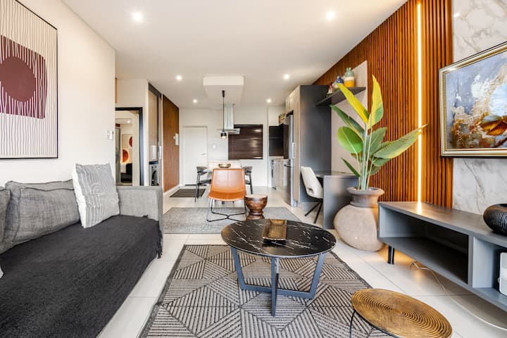2br 2ba Sandton Apartment | 3-ac & Parking - Sandton