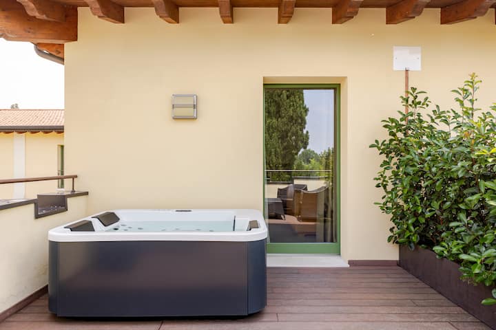 Wellness Suite Con Vasca Idromassaggio - Sirmione