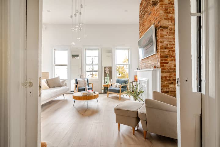 Charming Quiet Greenpoint Hideaway By The Park - New York City