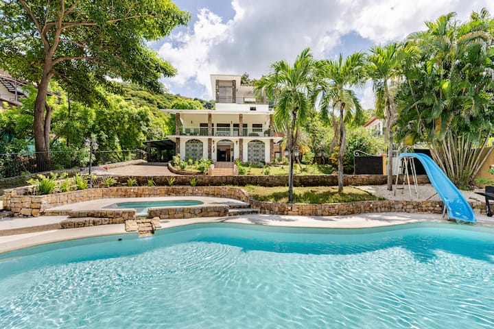 Coco Brisas Lodge - Ocean -  Pool -  Sleep 5 To 15 - Costa Rica