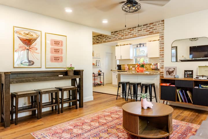 The Pink Cottage - Reno, NV