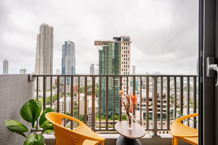 Tranzaya- Colombo Stay With Pool, Gym & Kitchen - Colombo