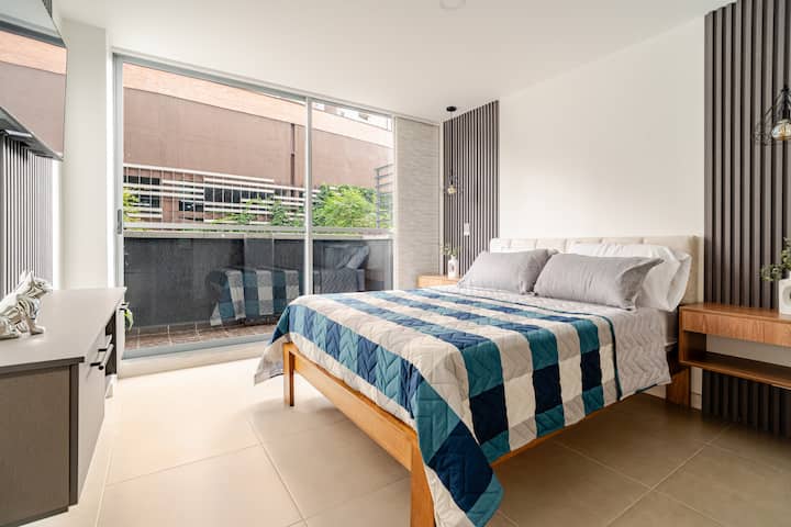 Apto.exclusivo/ Jacuzzi+balcon+parking+wi-fi - Medellín