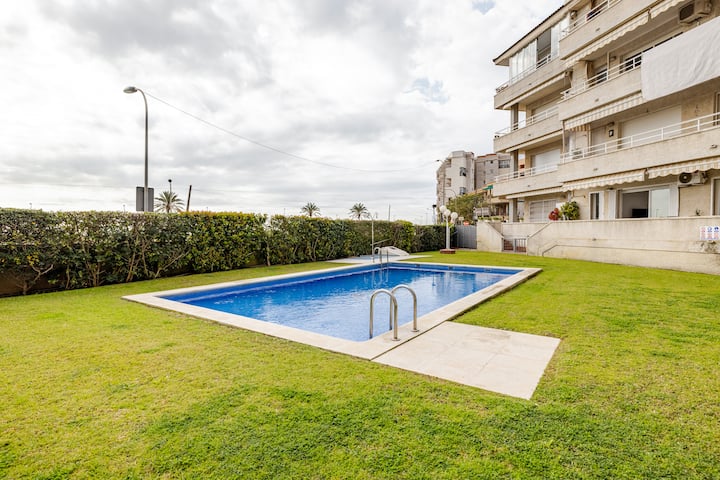Cunit: Piscina Y Vistas Al Mar, Ideal Familias - Cunit