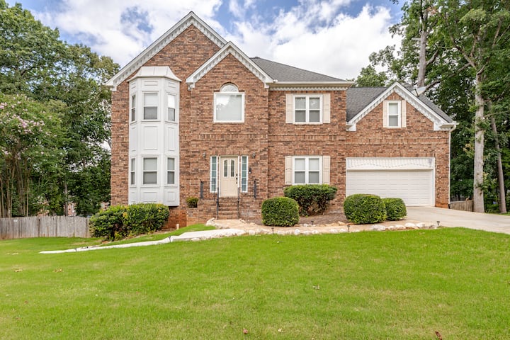 Cozy 4 Bedroom Suwanee-lawrenceville -I85 - Suwanee, GA