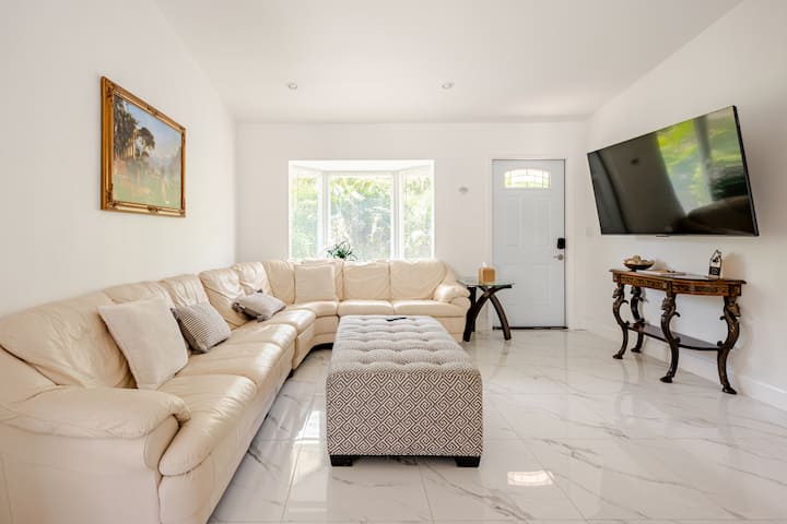 Sunny Escape - Close To All - Lake Eden, Boynton Beach