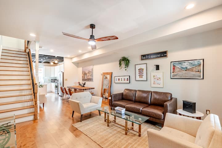 Spacious 4br Home W/ Theater Room + Free Parking - Maryland