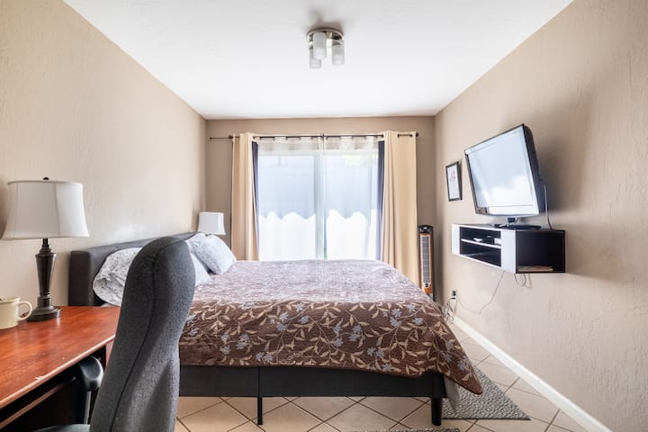 Guesthouse With Kitchen,bath And Laundry - Ridge Vineyards, Cupertino
