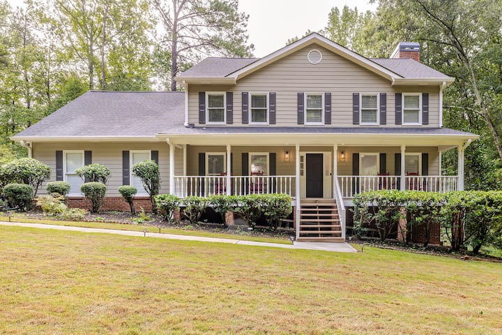 Lake House | Arcade + Yard Fun | Near Stone Mtn - Snellville, GA