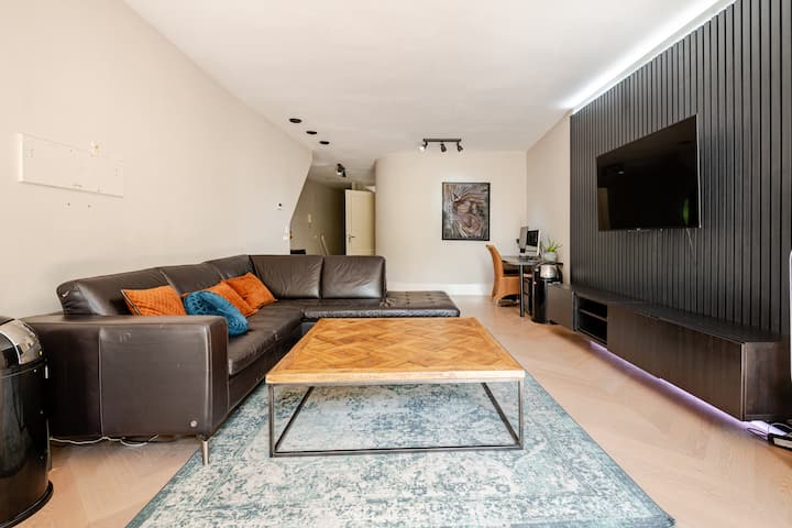 Rotterdam Loft Hideaway - 