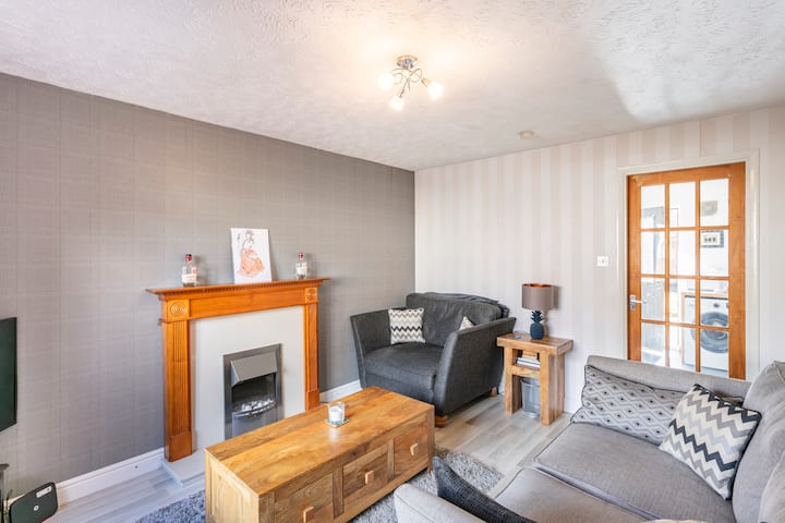 Front Facing Double Room In Quiet House W/ Garden. - Edinburgh